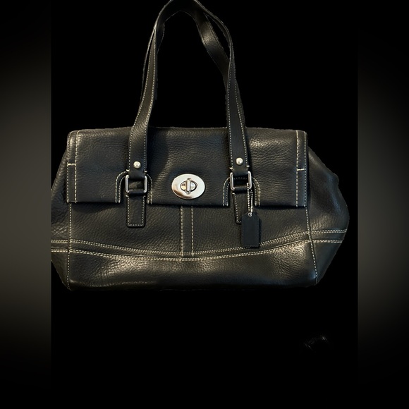 Coach | Bags | Coach Hamilton Turn Knob Black Pebble Leather Shoulder ...